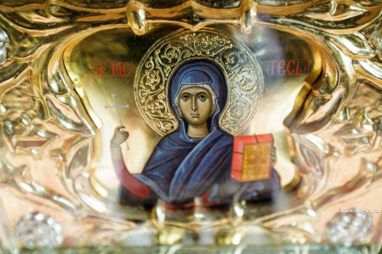 The story of Saint Tecla, the first woman martyrized for her faith in ...